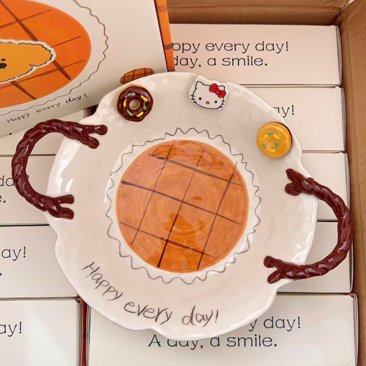 Caramel Kitty Hand-Painted Ceramic Plate with Handles - Wuli Home